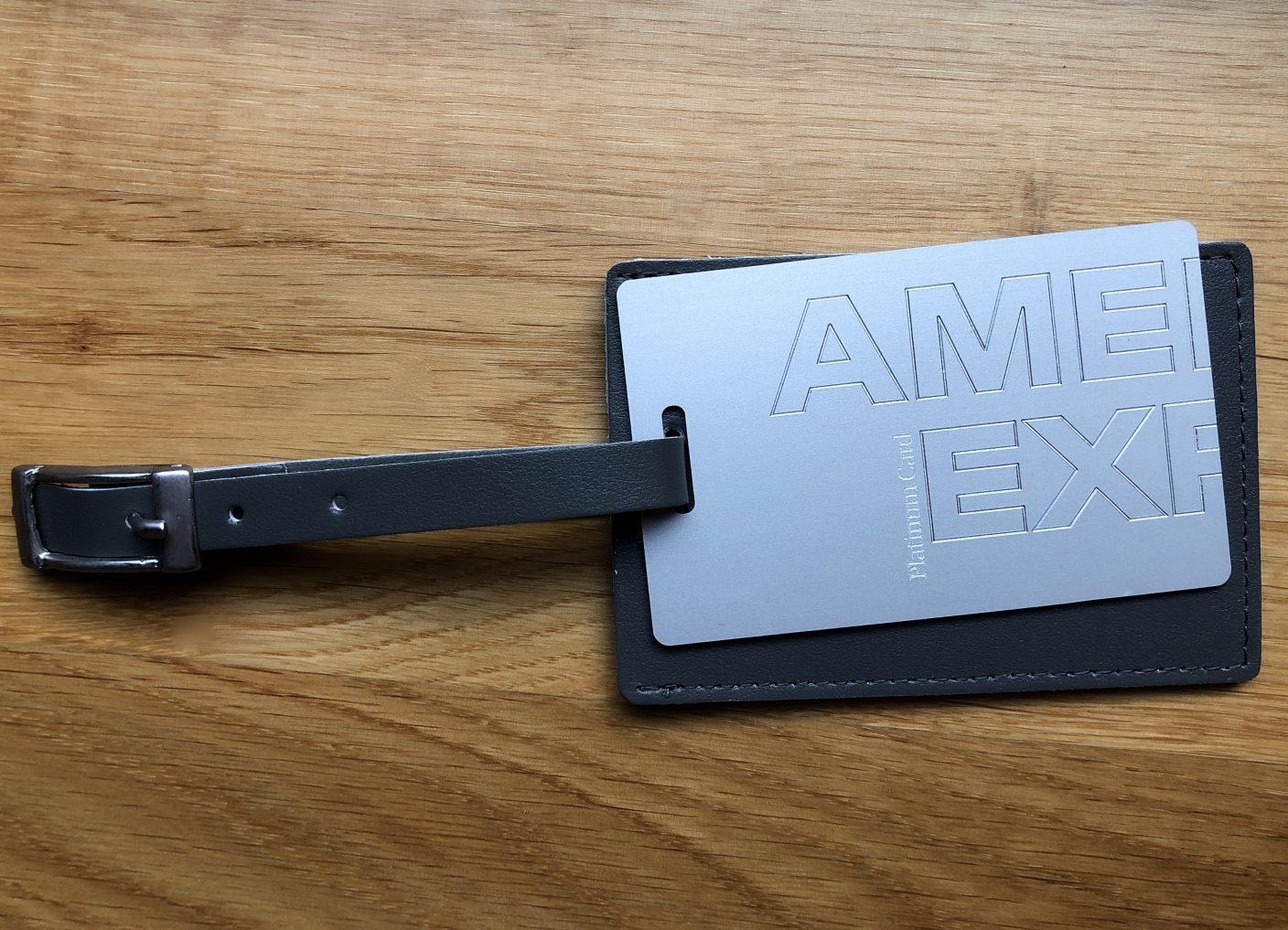 Review – American Express Platinum Welcome Kit • Club Floor